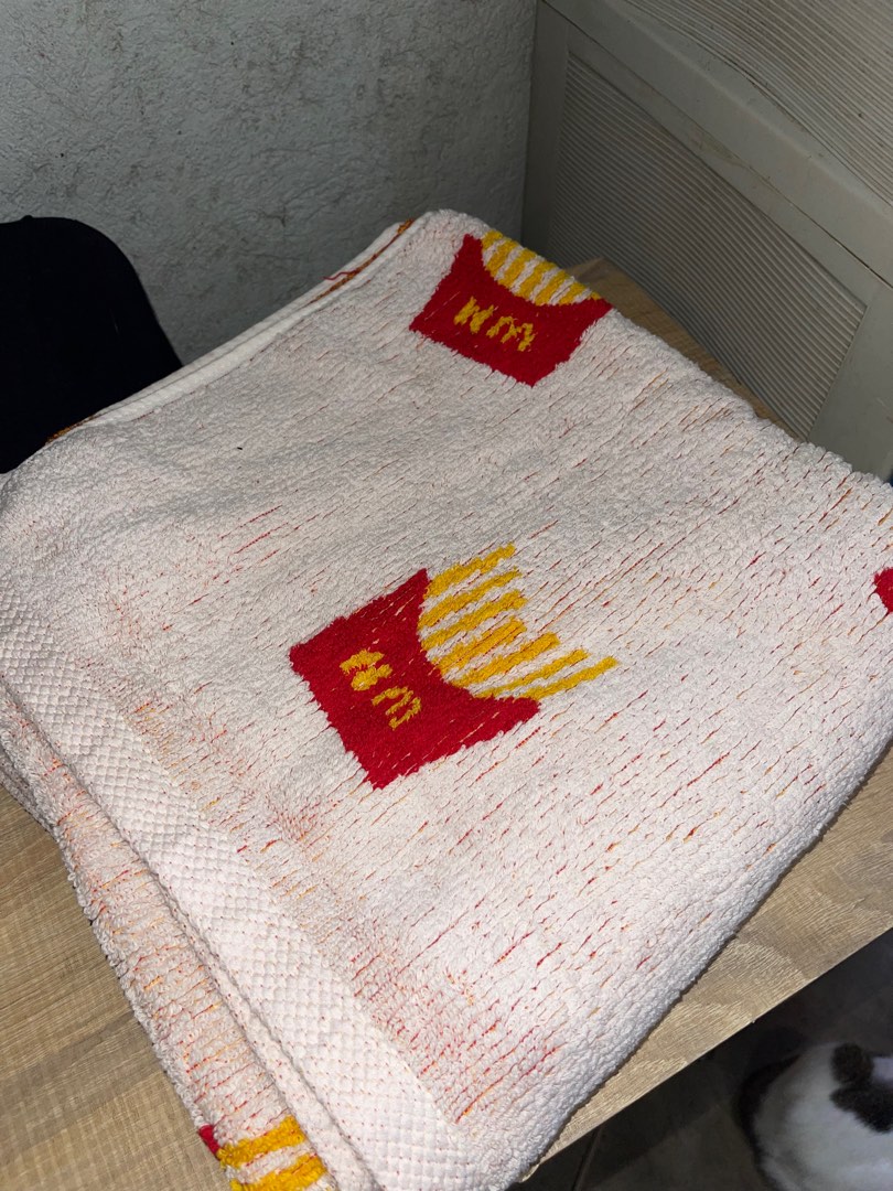 ORIG BTS x McDonald's Beach Towel Bangtan, Hobbies & Toys, Memorabilia ...