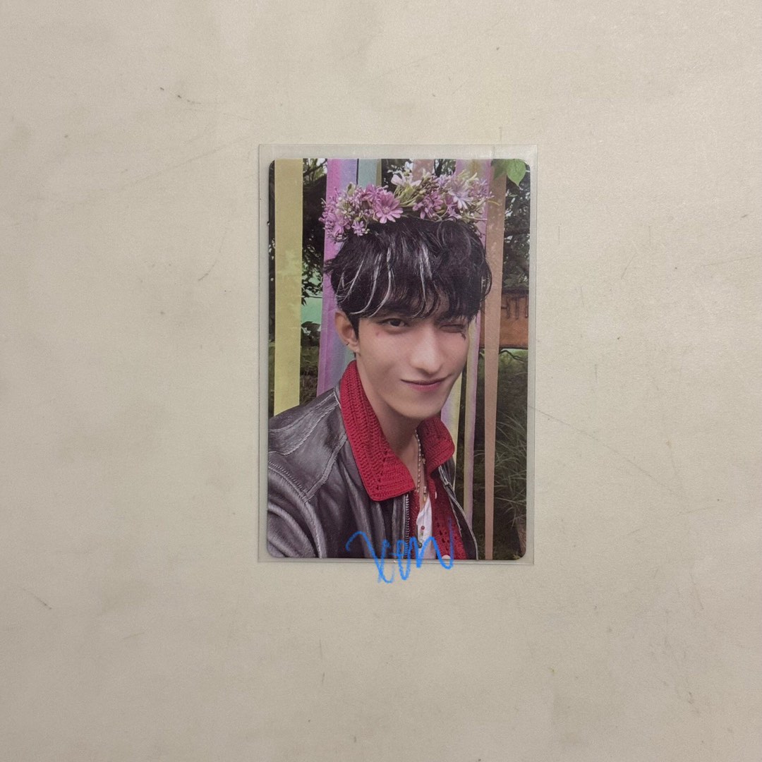 Seventeen Dokyeom DK Flower Crown Photocard, Hobbies & Toys ...