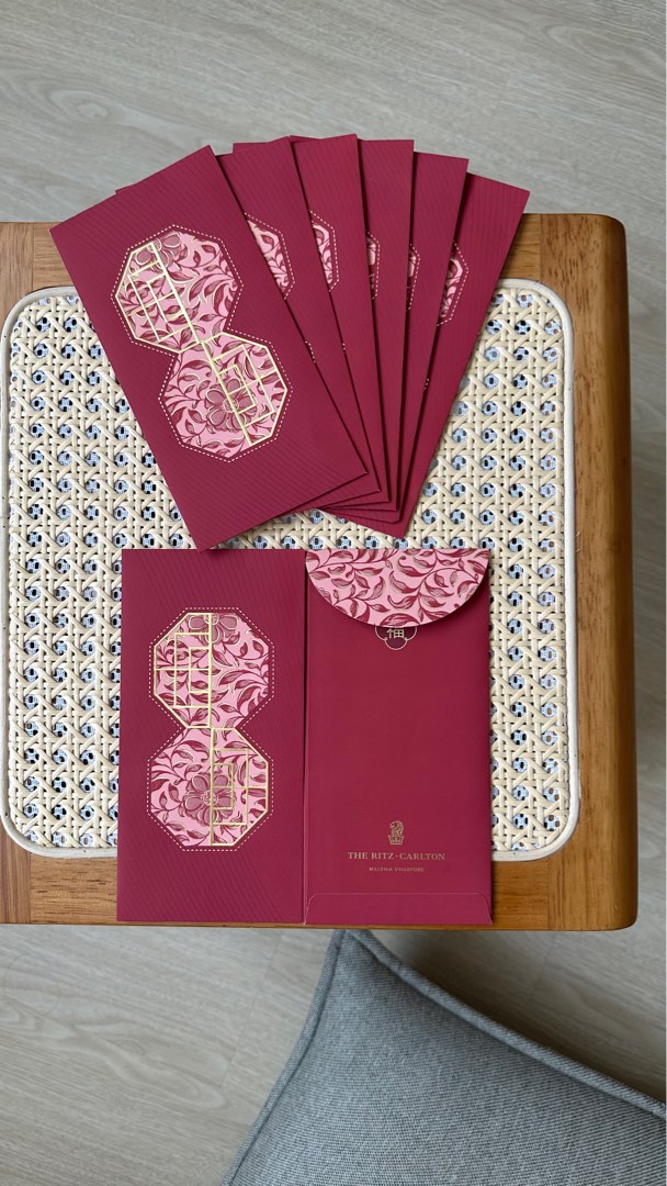 The Ritz Carlton Millenia Singapore premium angpow red packet 2025 ...