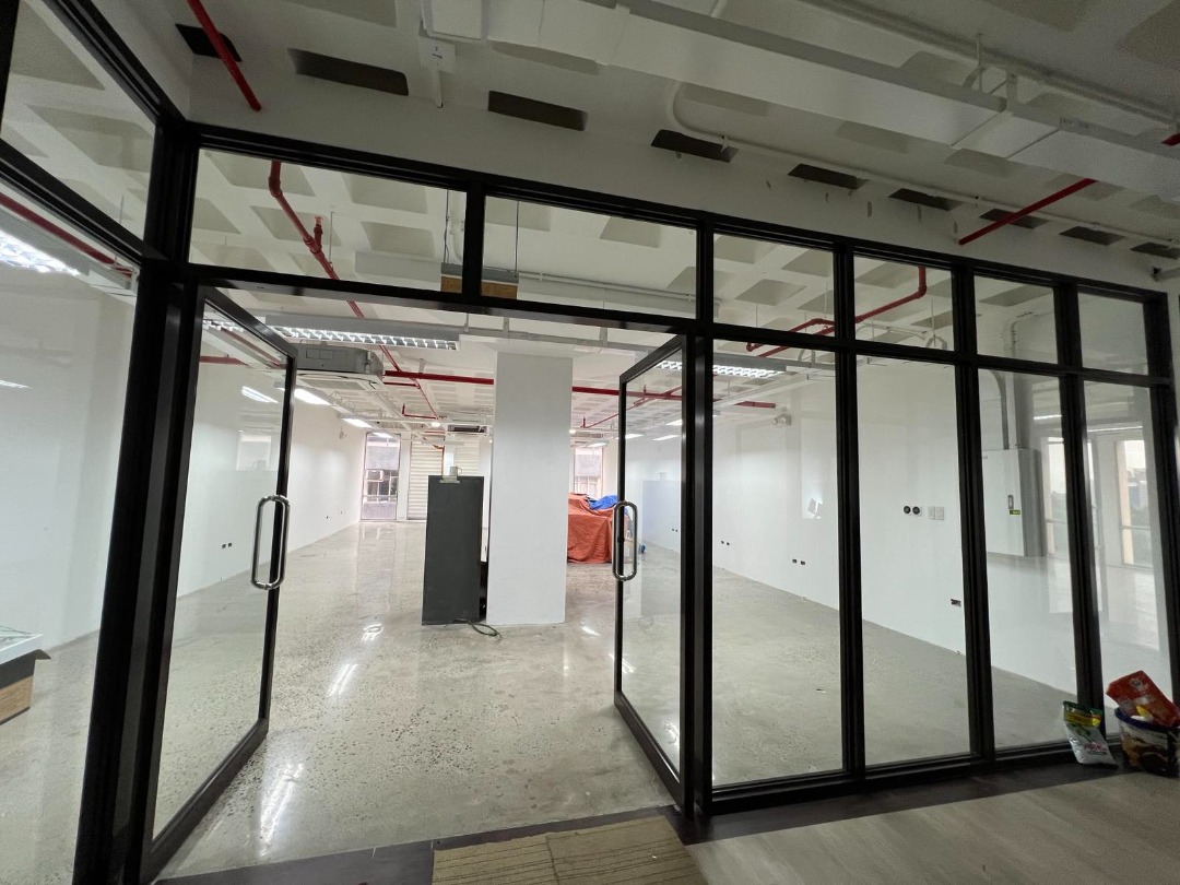 Unit 704 One Corporate Plaza - Makati Office Space (A. Arnaiz Ave ...