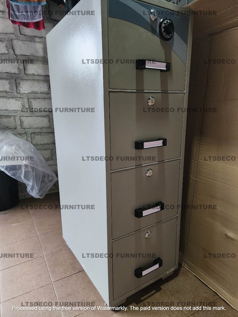 VAULT - OFFICE PARTITION- OFFICE FURNITURE, Furniture & Home Living ...