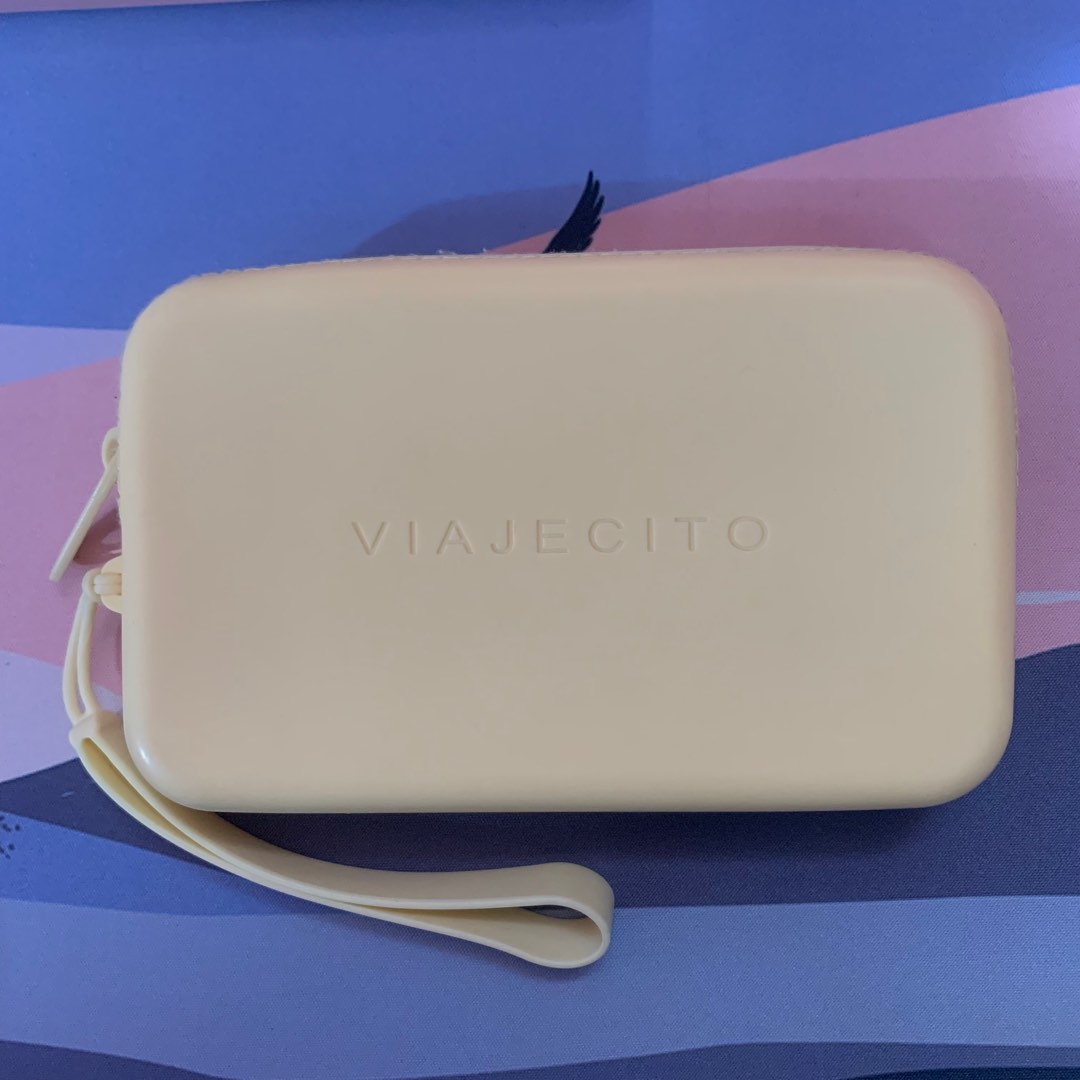 Viajecito Splashkit MINI Wallet (Popcorn), Women's Fashion, Bags ...