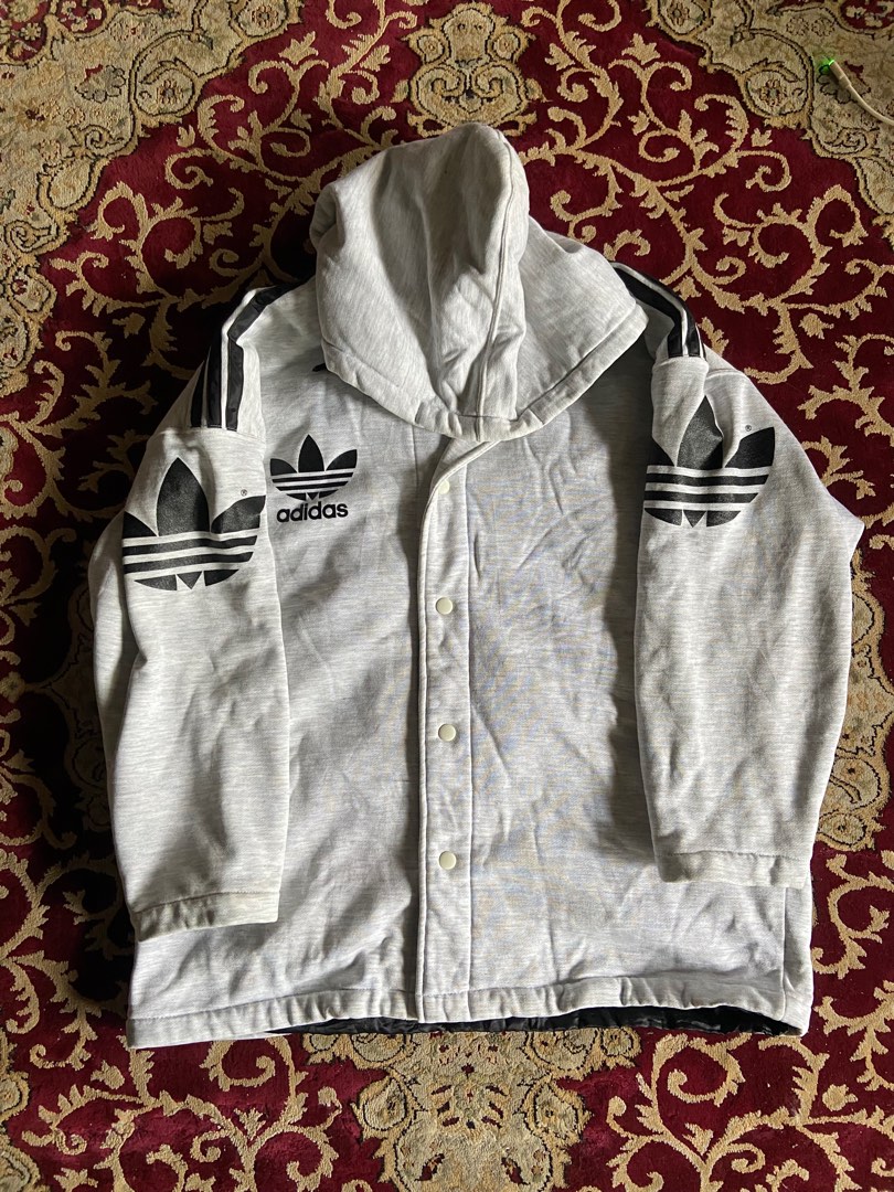 Adidas bunga vintage japan, Men's Fashion, Coats, Jackets and Outerwear ...