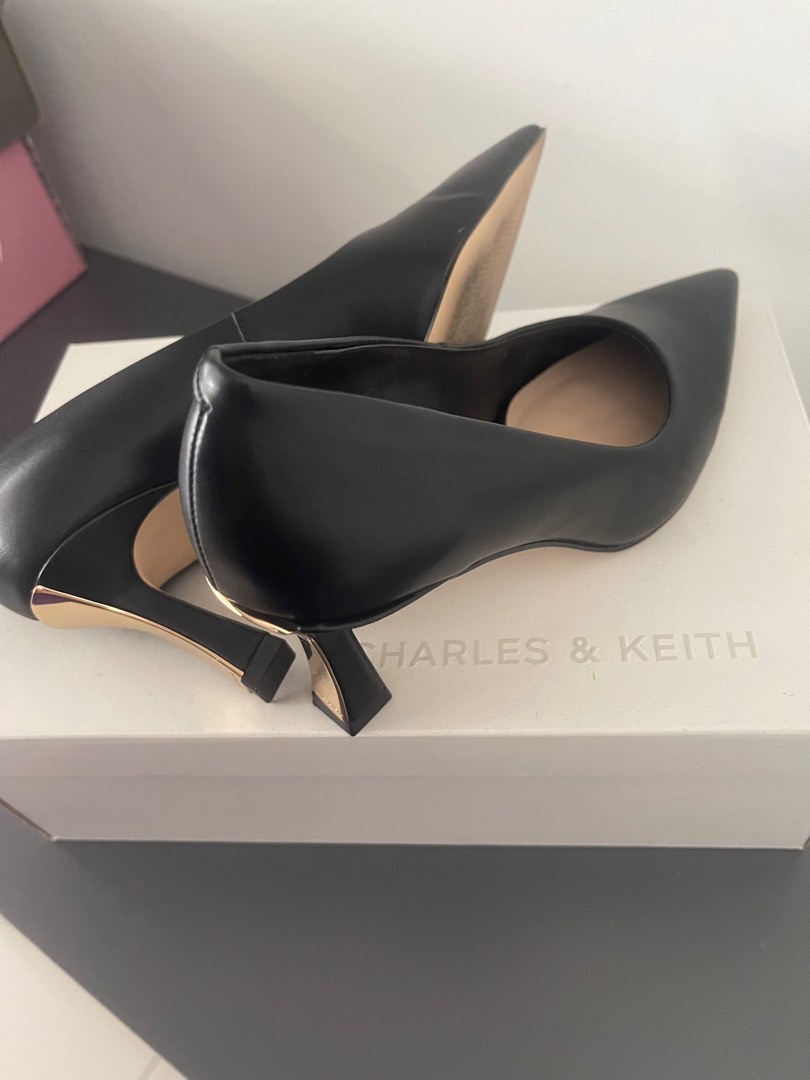 Charles and Keith Court Shoes Black, Women's Fashion, Footwear, Heels ...