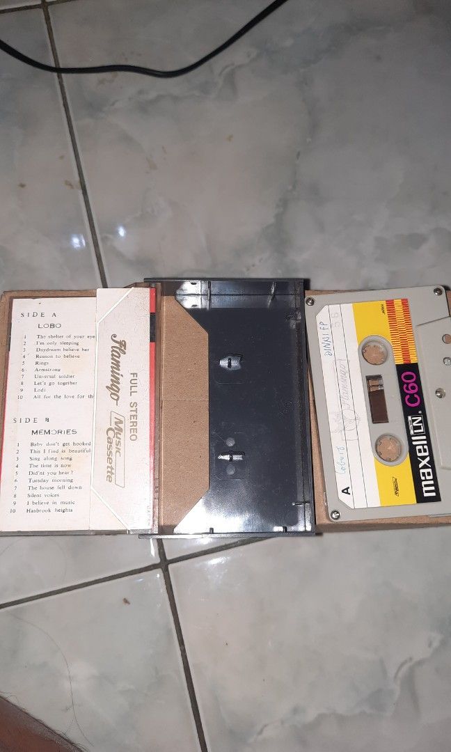 Kaset tape cassettes pita jadul vintage band solo artist lobo album ...