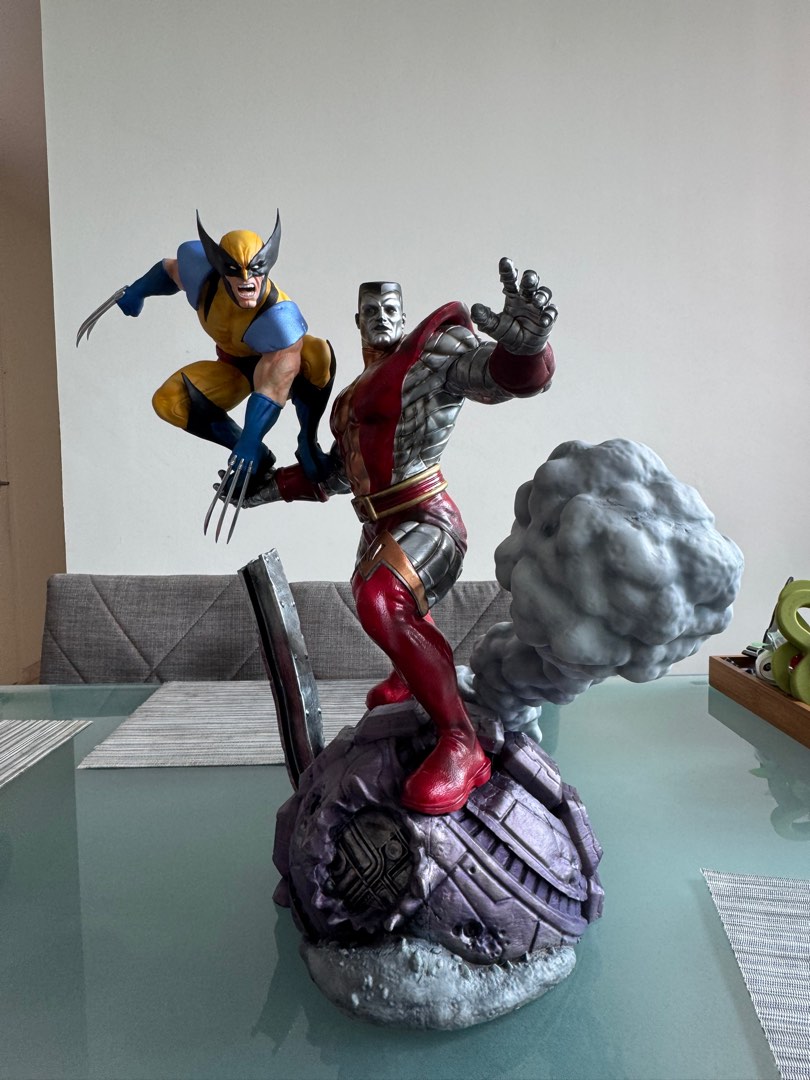 Marvel Fastball Special: Colossus & Wolverine Statue, Hobbies & Toys ...