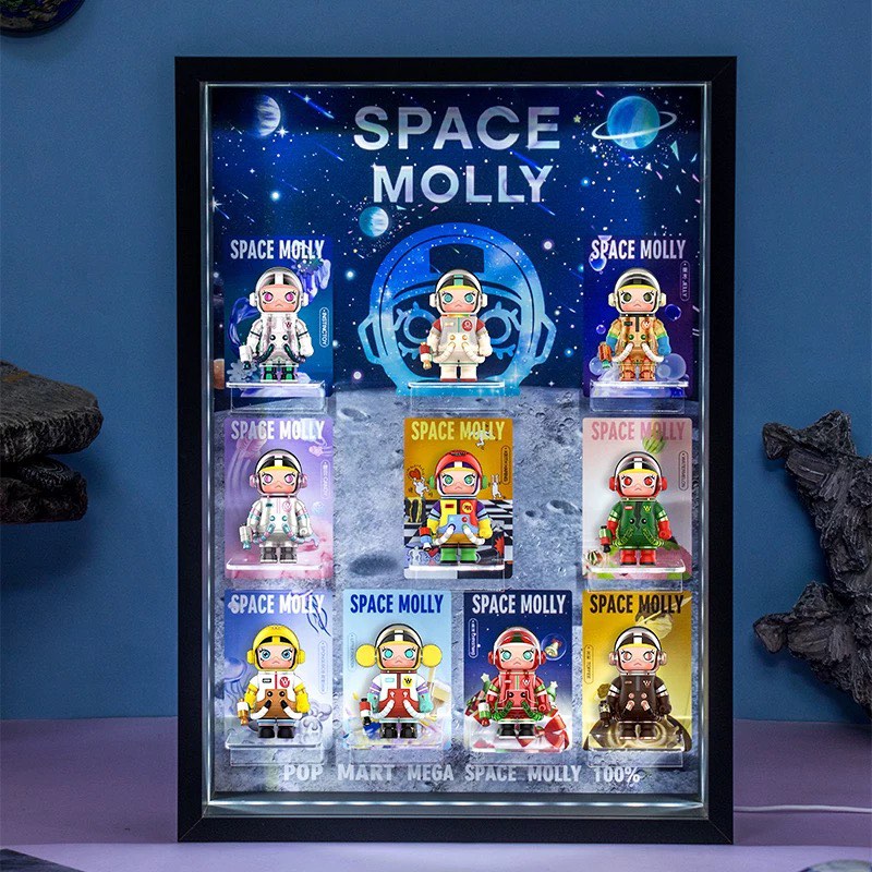 Molly 100% v1 and v2 Display Case with Light, Hobbies & Toys, Toys ...