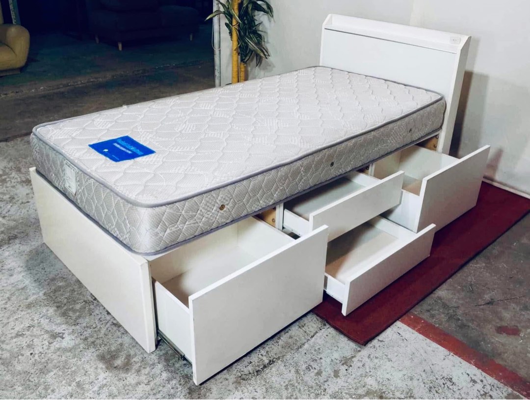 Nitori Bed Set w/Storage, Furniture & Home Living, Furniture, Bed ...