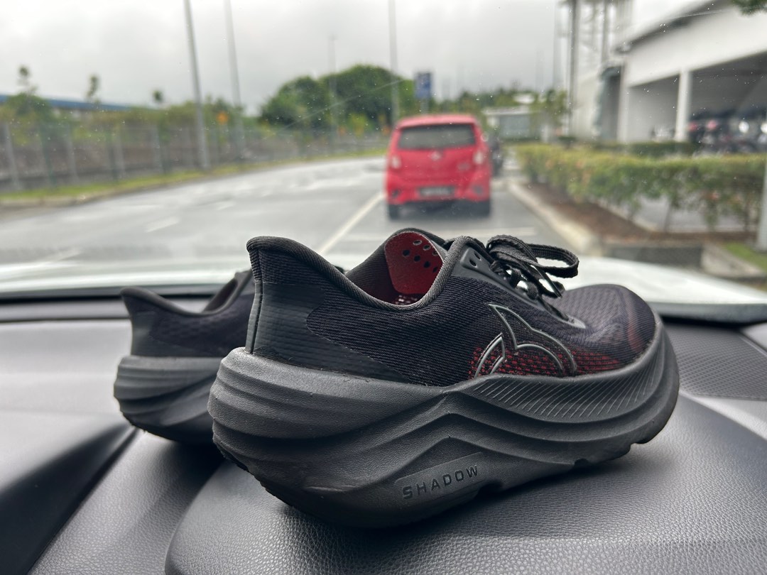 Ortuseight HYPERBLAST SHADOW RUNNING SHOES 6UK, Men's Fashion, Footwear ...