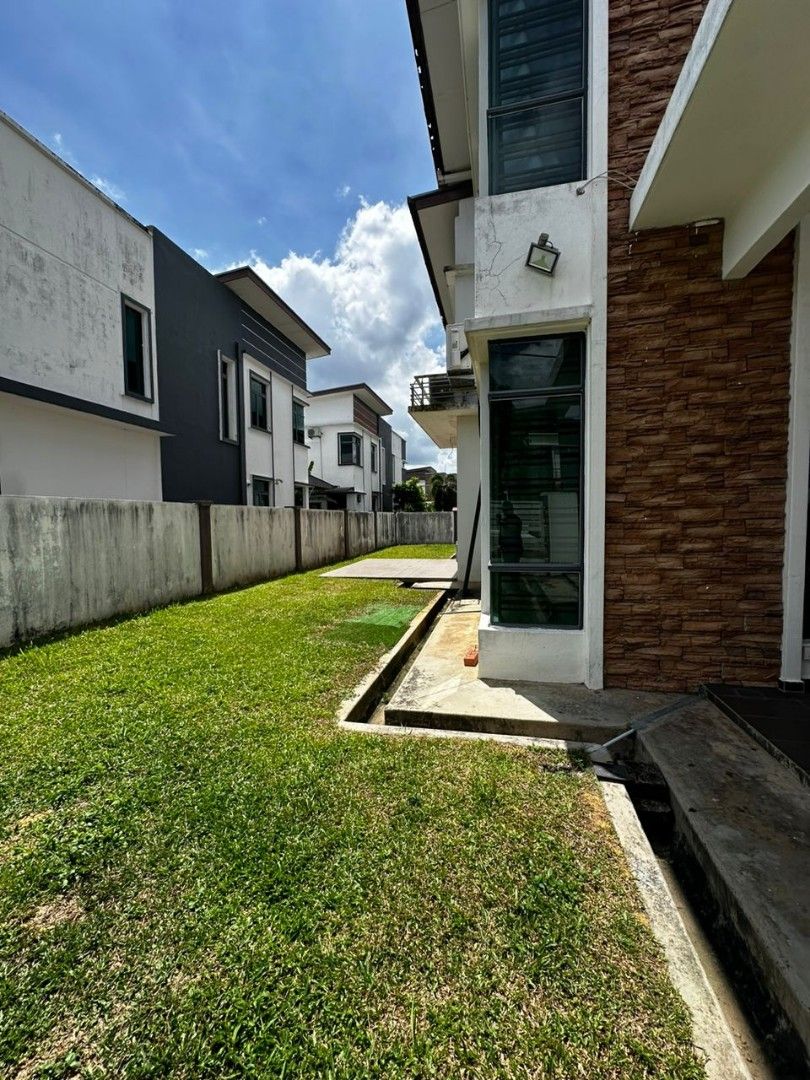 Rumah Banglo Sewa, Property, Rentals on Carousell