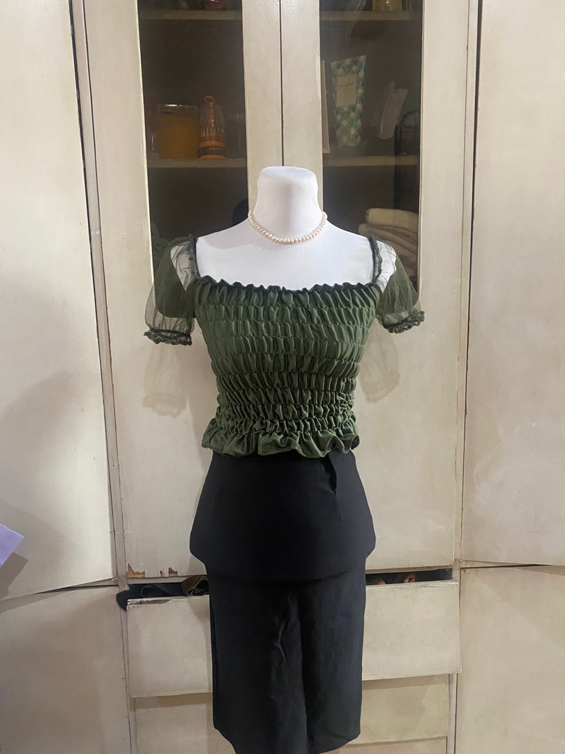 Smocked Off Shoulder Puff Mesh Sleeves Two way Dark Green Cottagecore ...
