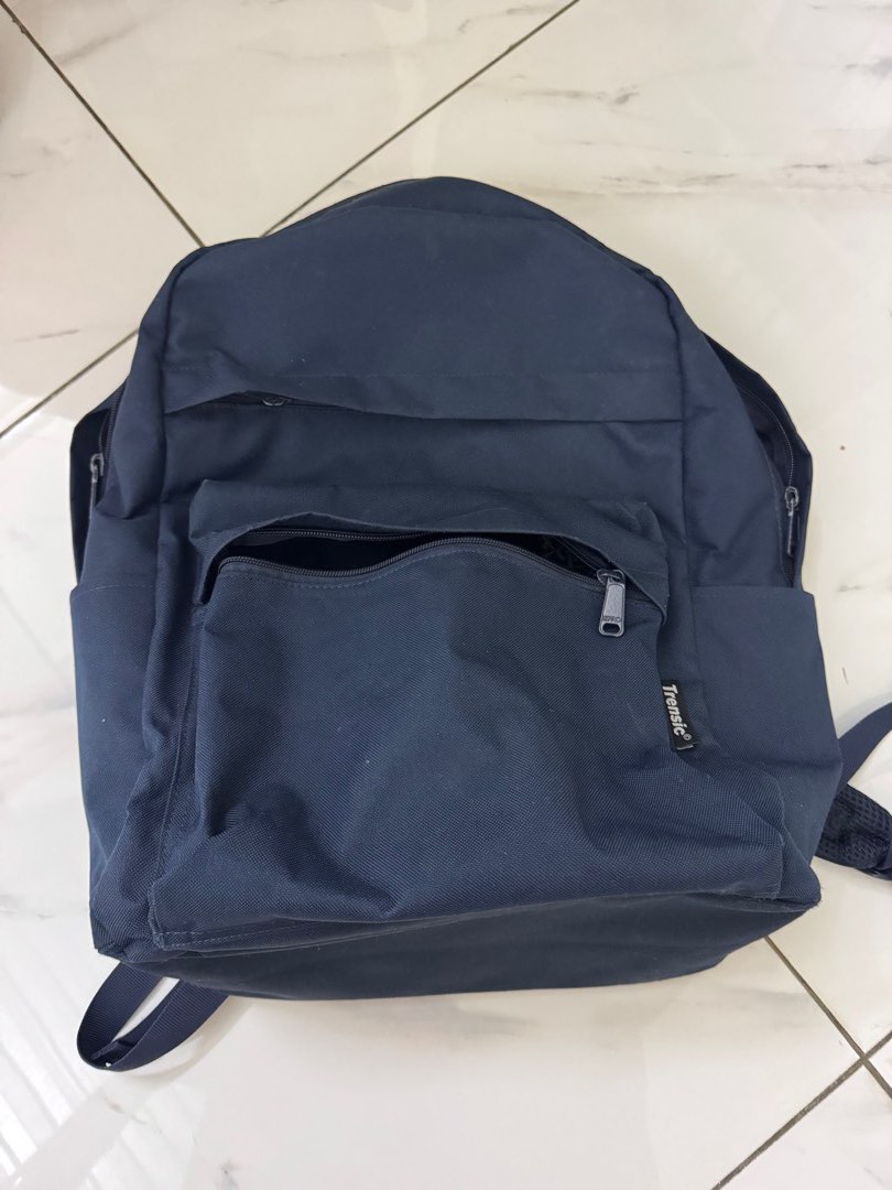 SPAO Bagpack come with laptop compartment, Men's Fashion, Bags ...