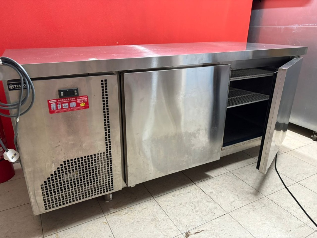 Table top chiller 2 door 5 feet, TV & Home Appliances, Kitchen ...