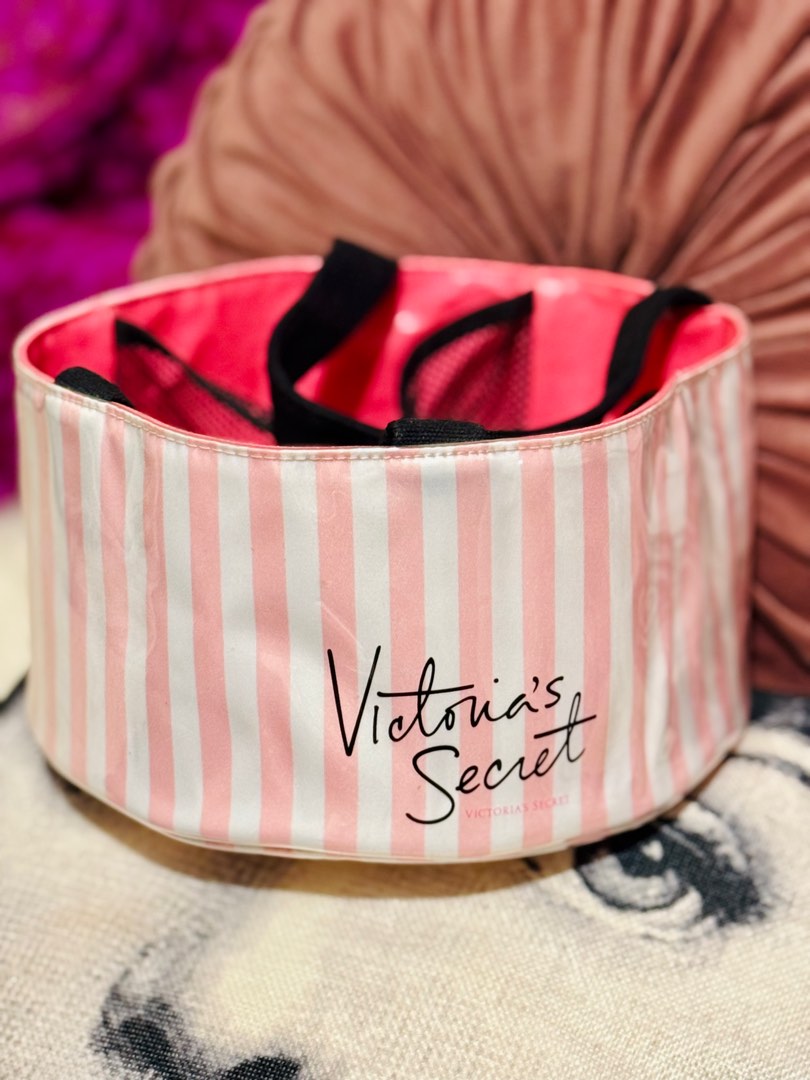 Victoria's Secret Vanity Case, Luxury, Bags & Wallets on Carousell