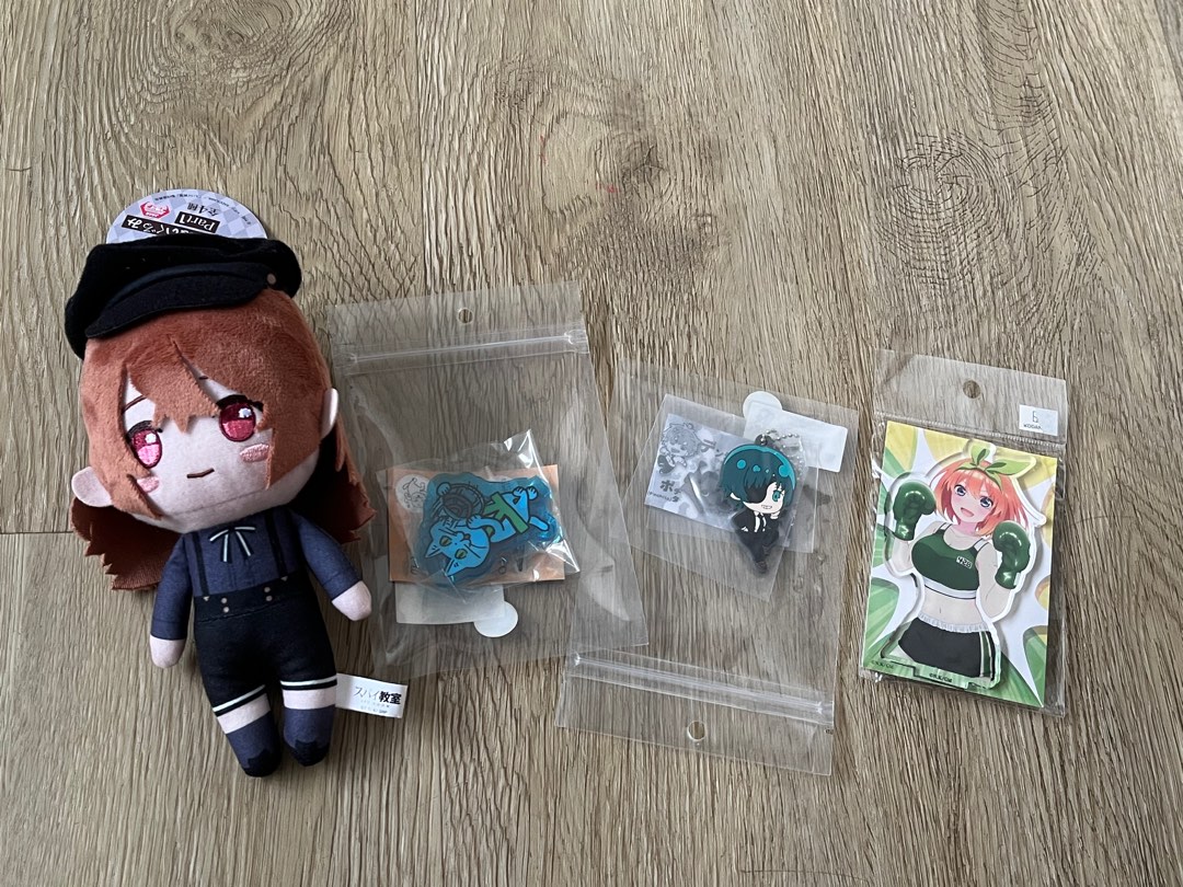 [WTS] miscellaneous anime official merchandise (spy classroom;work cat ...
