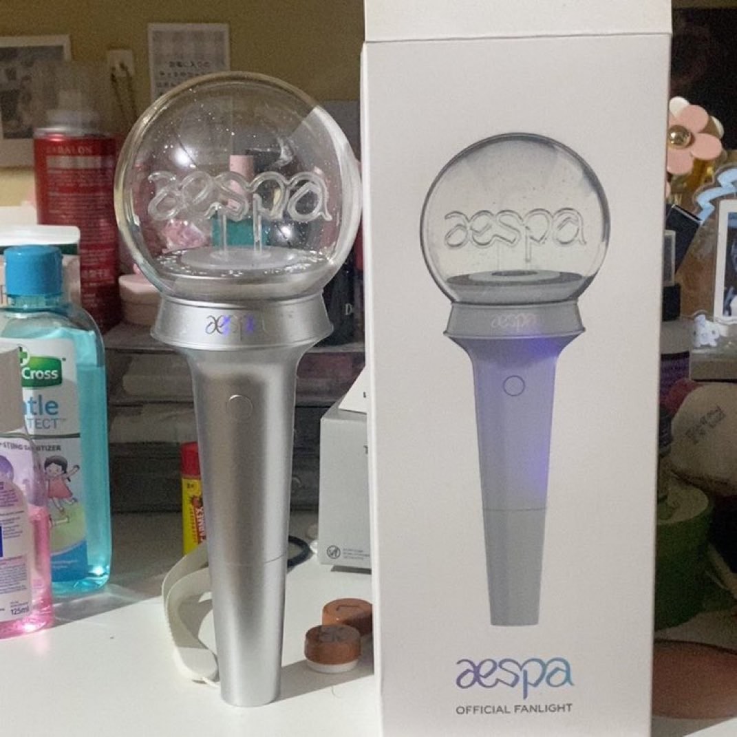 aespa lightstick, Hobbies & Toys, Memorabilia & Collectibles, K-Wave on ...