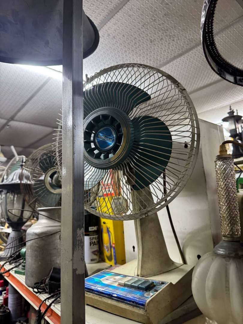 Antique Stand Fan, Hobbies & Toys, Collectibles & Memorabilia, Vintage ...