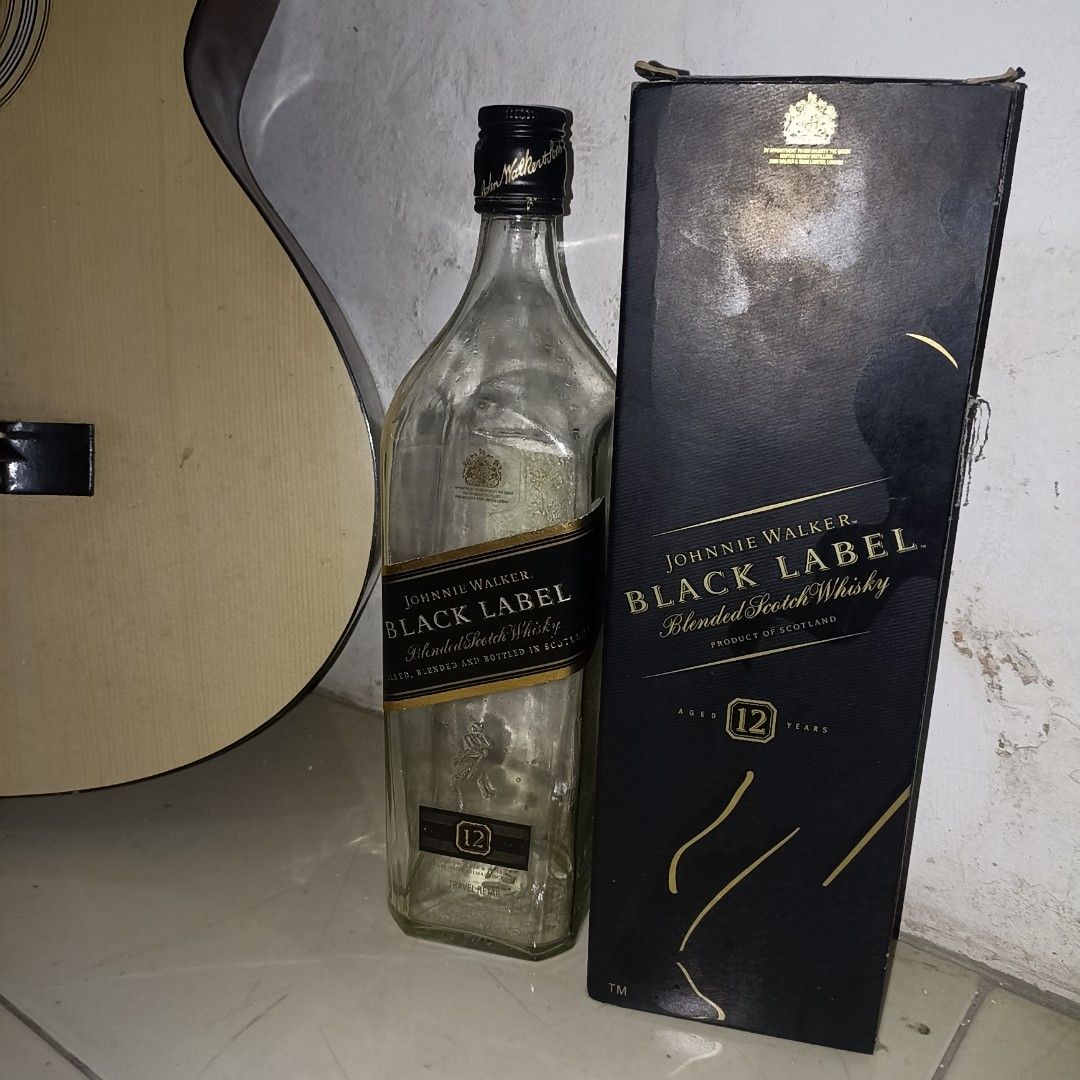 Botol kosong Johnnie Walker Black Label bekas pajangan Whiskey Whisky ...