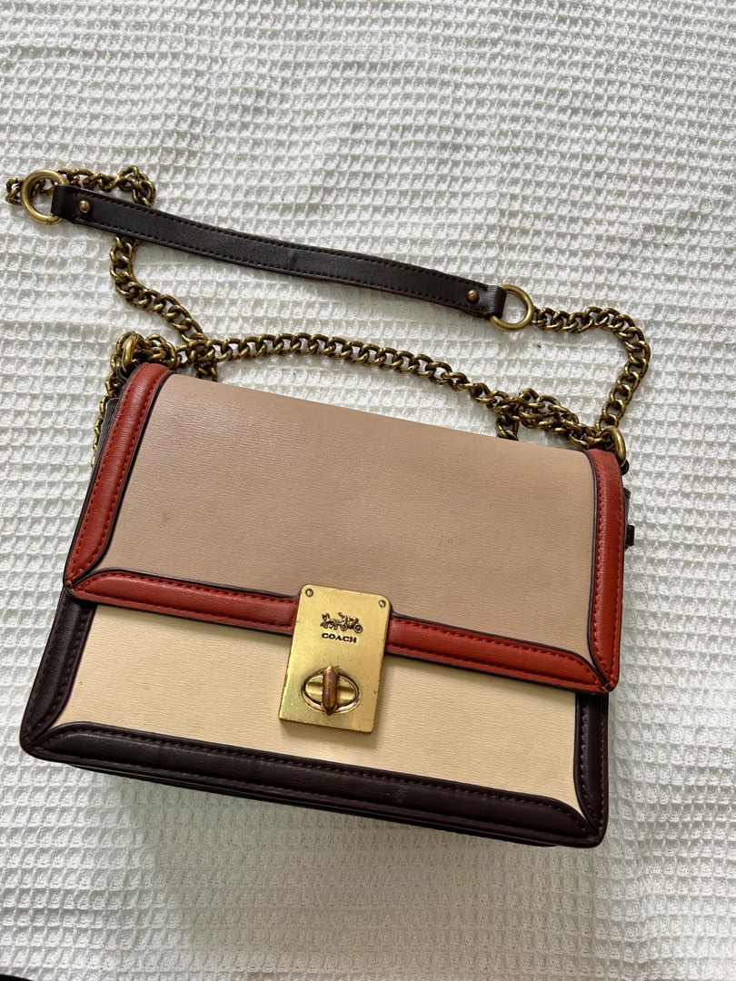 Coach hutton shoulder bag multicolor, Luxury, Bags & Wallets on Carousell