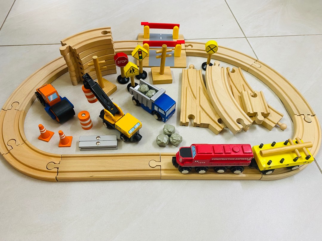 imaginarium wooden train set, Hobbies & Toys, Toys & Games on Carousell