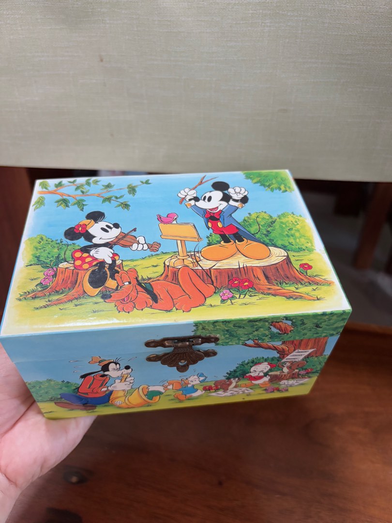 Mickey and Minnie Music Box, Hobbies & Toys, Memorabilia & Collectibles ...