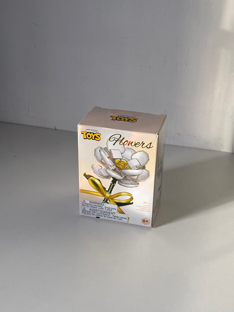 Miniso Blocks Flower, Hobbies & Toys, Toys & Games on Carousell