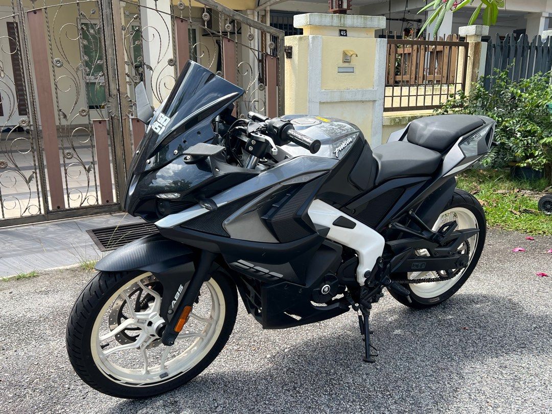 Modenas Pulsar RS200 2021, Motorbikes on Carousell