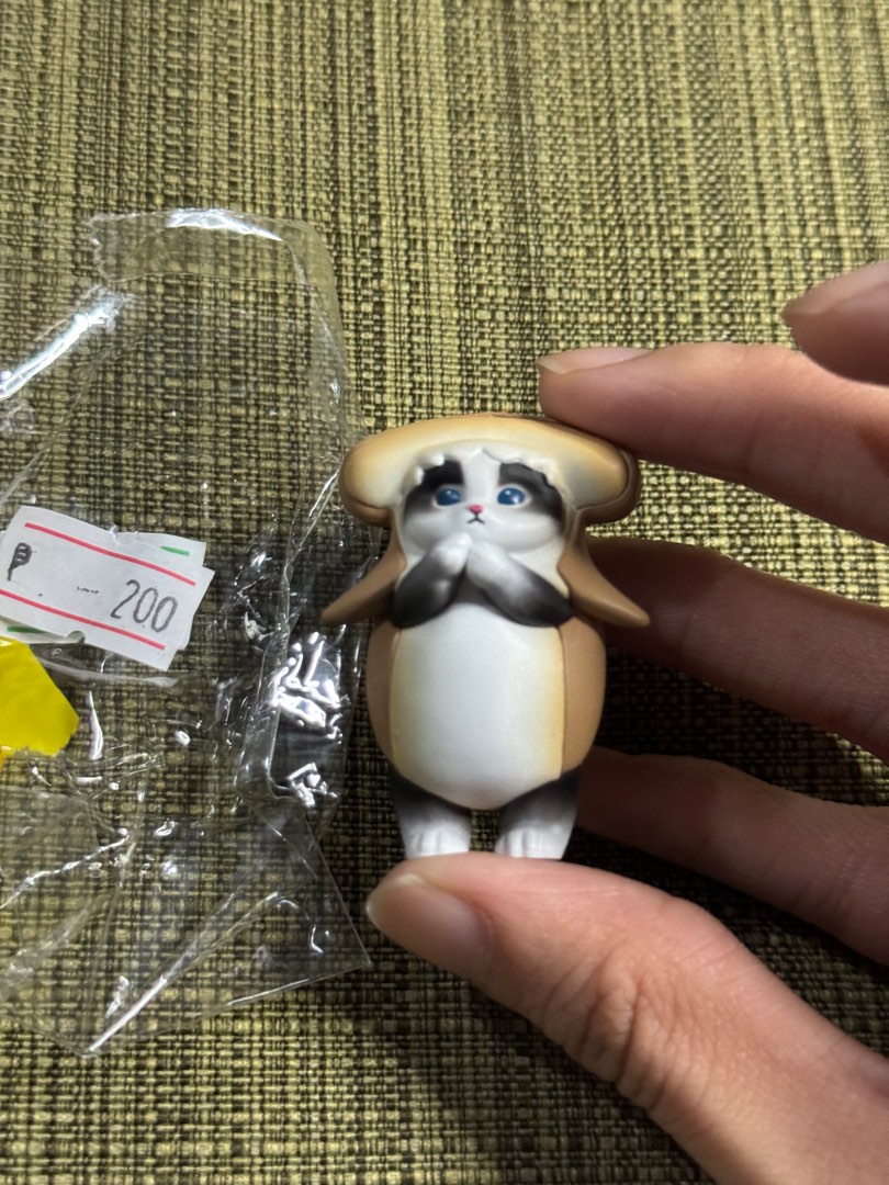 Mofusand fish figure, Hobbies & Toys, Memorabilia & Collectibles, Fan ...