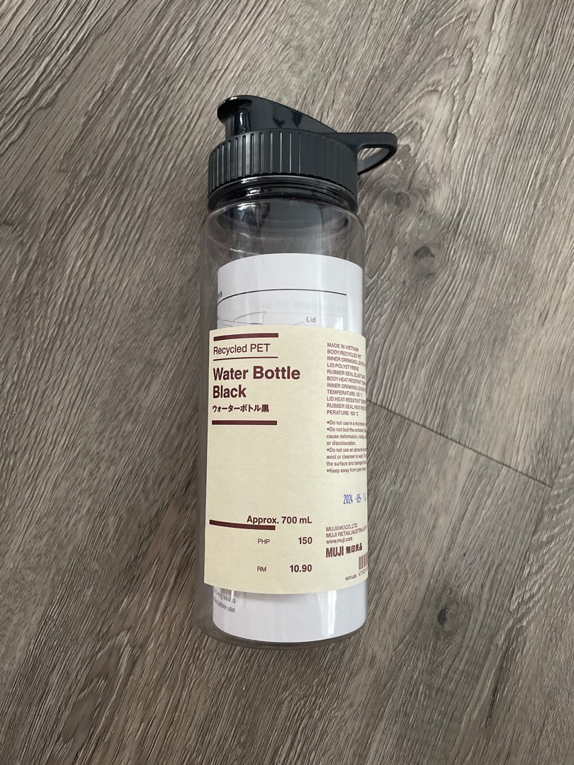 Muji Black Water Bottle, Furniture & Home Living, Kitchenware ...