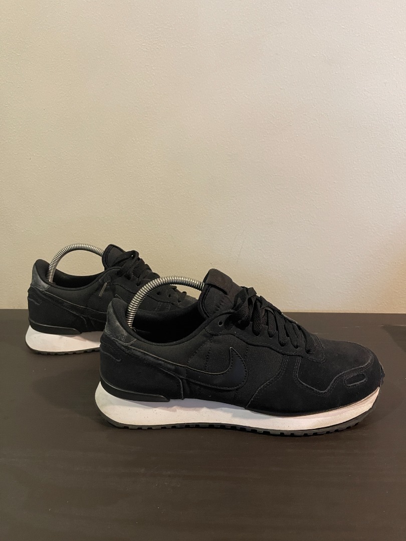 Nike Air Vortex, Men's Fashion, Footwear, Sneakers on Carousell
