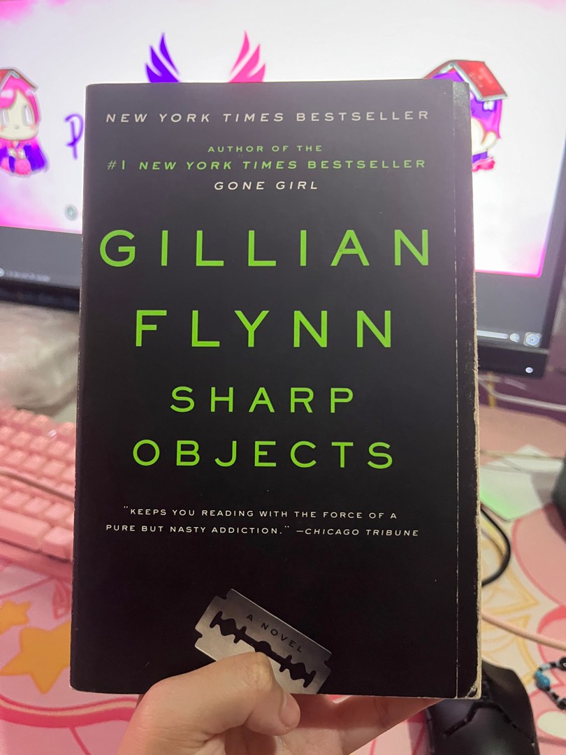 Sharp Objects - Gillian Flynn (PB), Hobbies & Toys, Books & Magazines ...