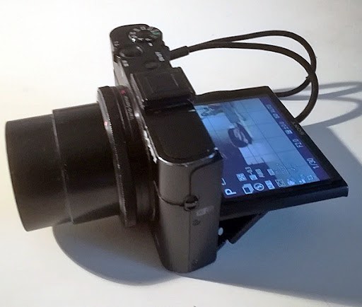 Sony RX100 ii Flip Screen Digicam, Photography, Cameras on Carousell