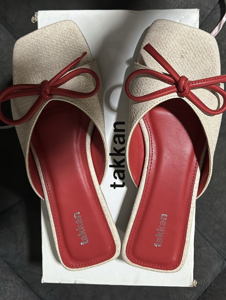 Takkan nata sandals shortcake, Women's Fashion, Footwear, Flats on ...