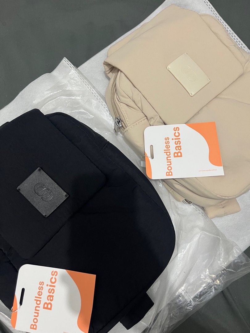 [UNISEX] Original Straightforward Slig Bag, Women's Fashion, Bags ...