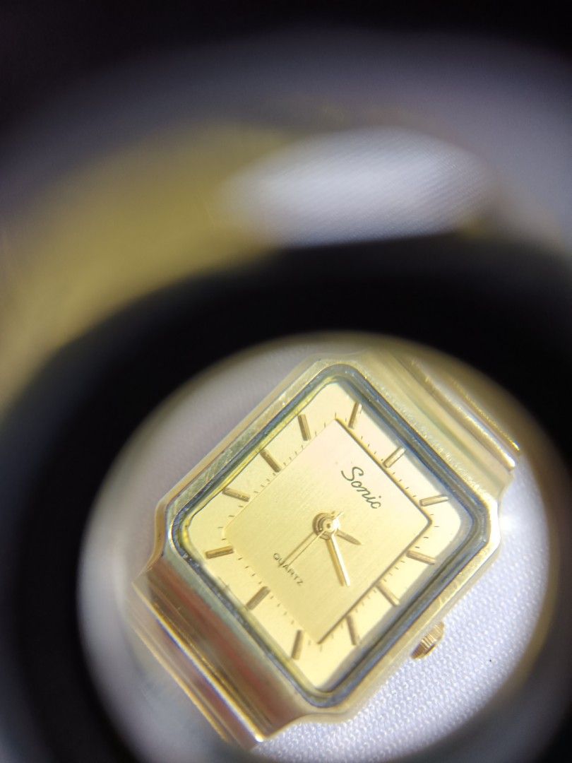Vintage Sonic Gold Tone Square Quartz Watch (New Old Stock), Women's ...