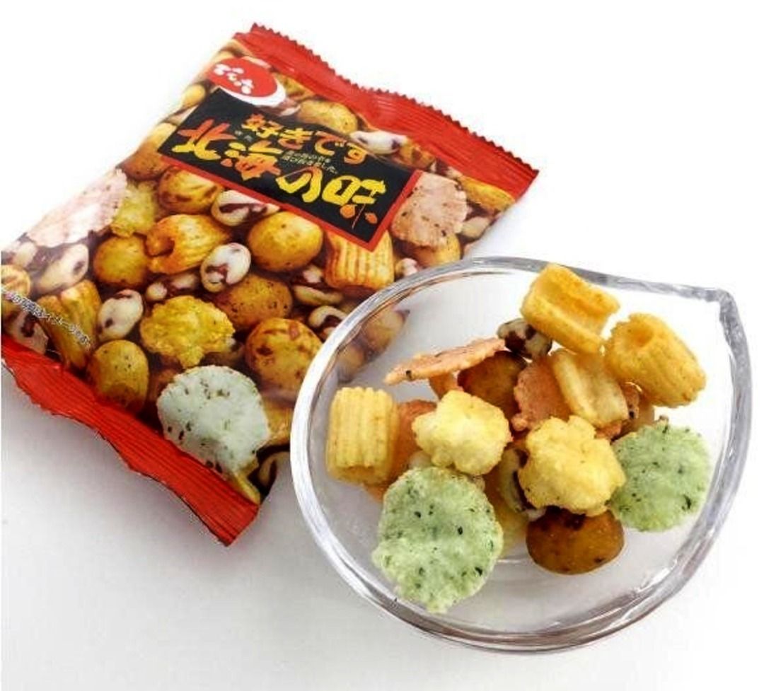 全新 日本製造 BBD 2025年1月17日 知名食物品牌 傳六 Denroku 北海之味 兩款什錦脆米果 脆皮花生 脆小魚 大人口味 1袋 ...