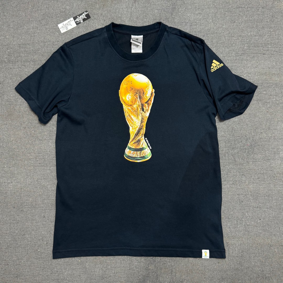 Adidas Trophy rifa world cup brazil vintage, Fesyen Pria, Pakaian ...