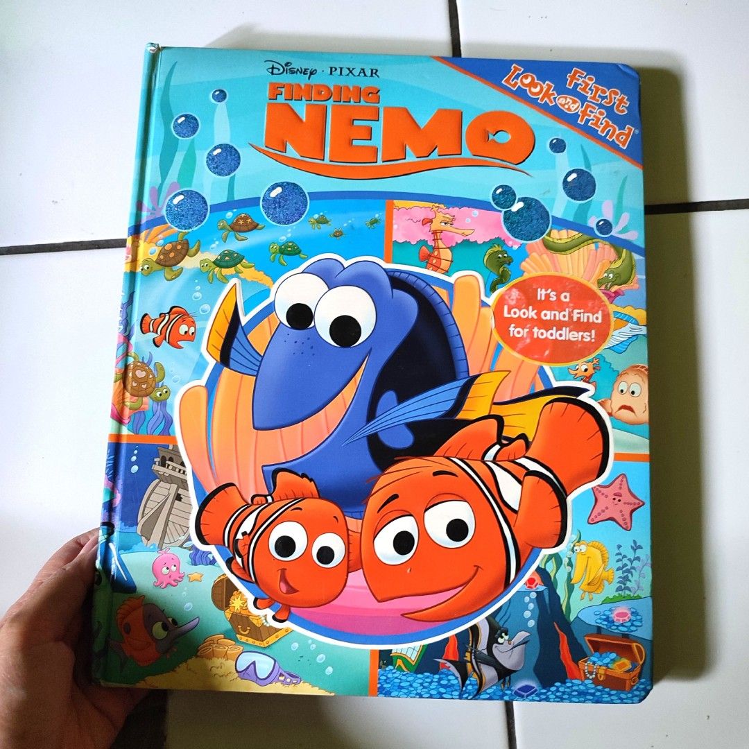 Buku Anak boardbook look and find finding nemo Disney ukuran besar ...