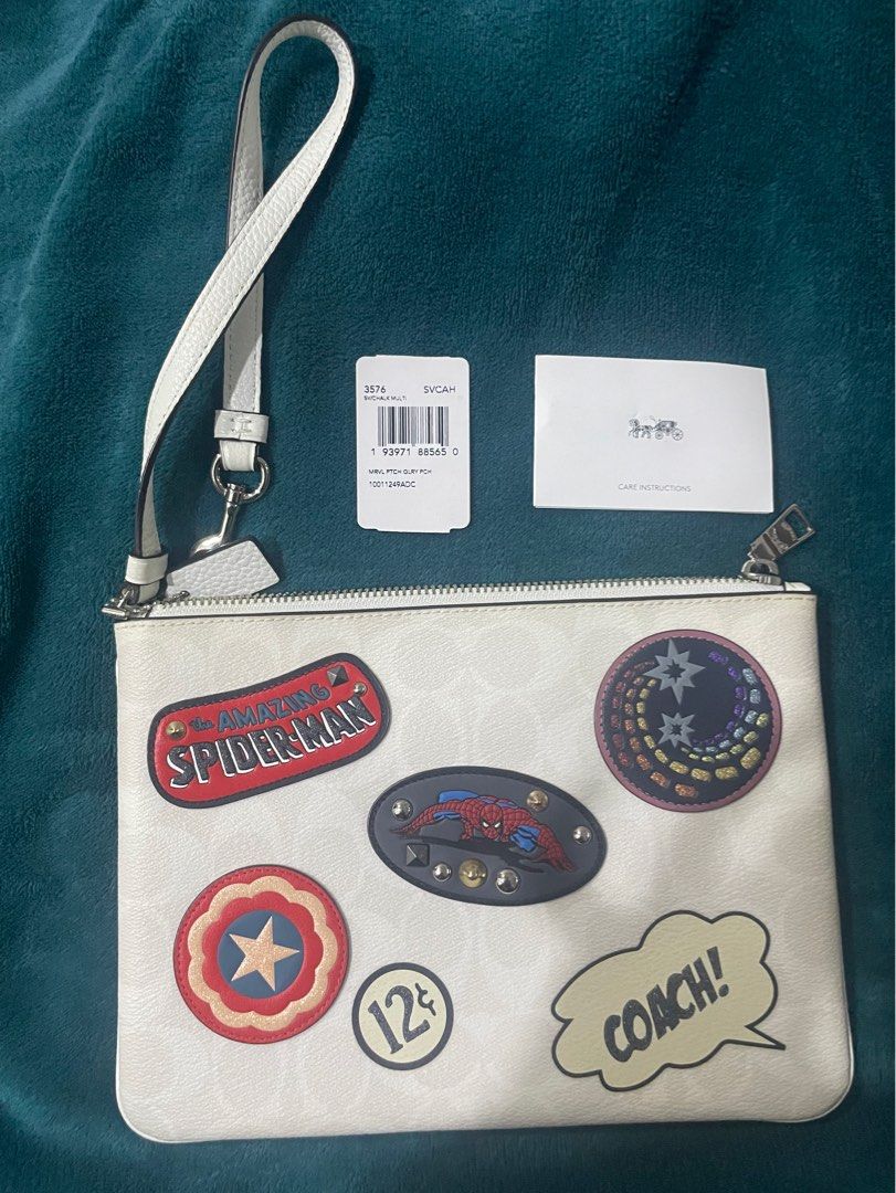 Coach 3576 Marvel Gallery Pouch in Signature Canvas With Patches ...