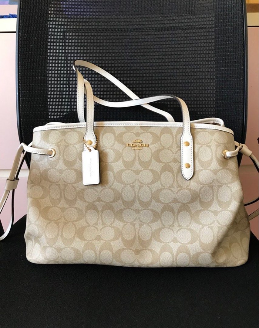Coach Dry String Carry All, Luxury, Bags & Wallets on Carousell