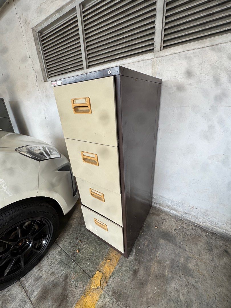 Drawer Rak Besi Heavy Duty, Furniture & Home Living, Furniture, Shelves ...