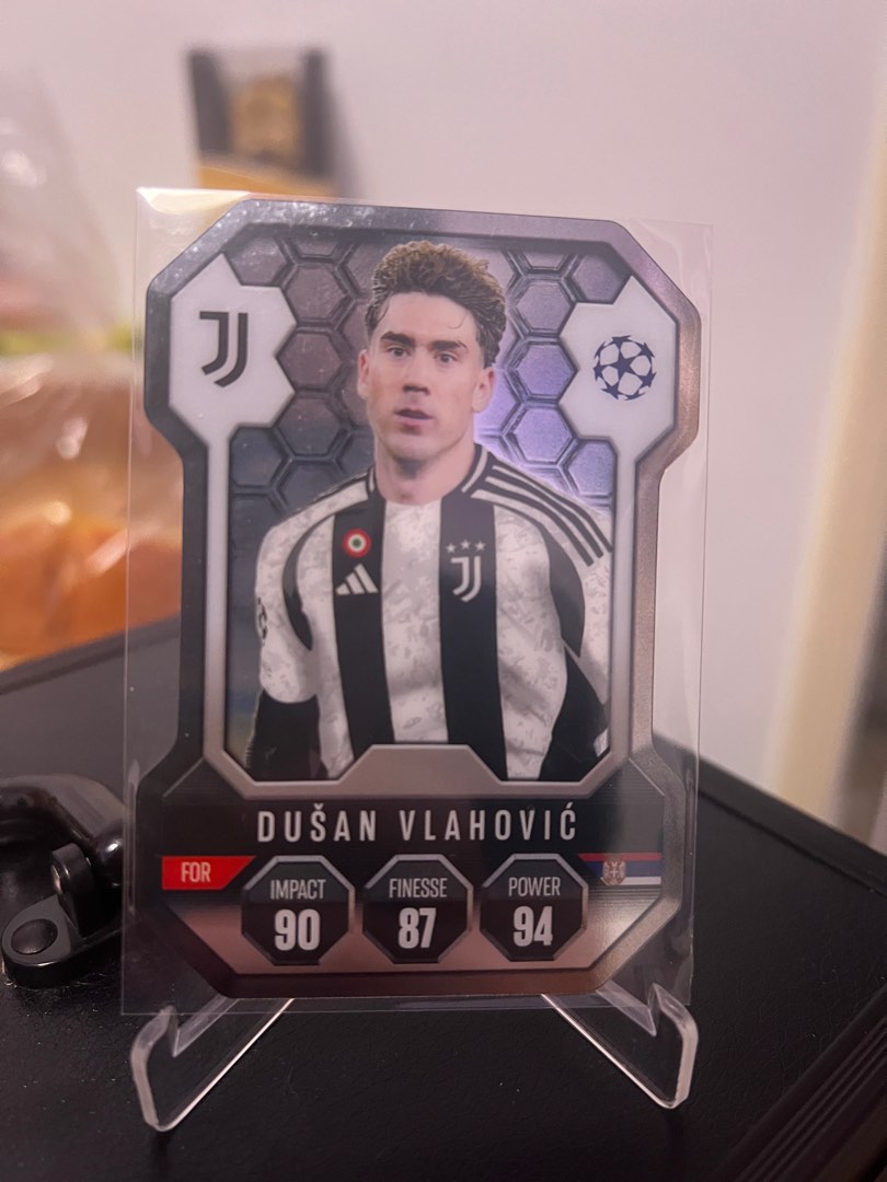 Dusan Vlahovic Shield Card # SH 15 - Topps Match Attax 2024/25 24/25 ...