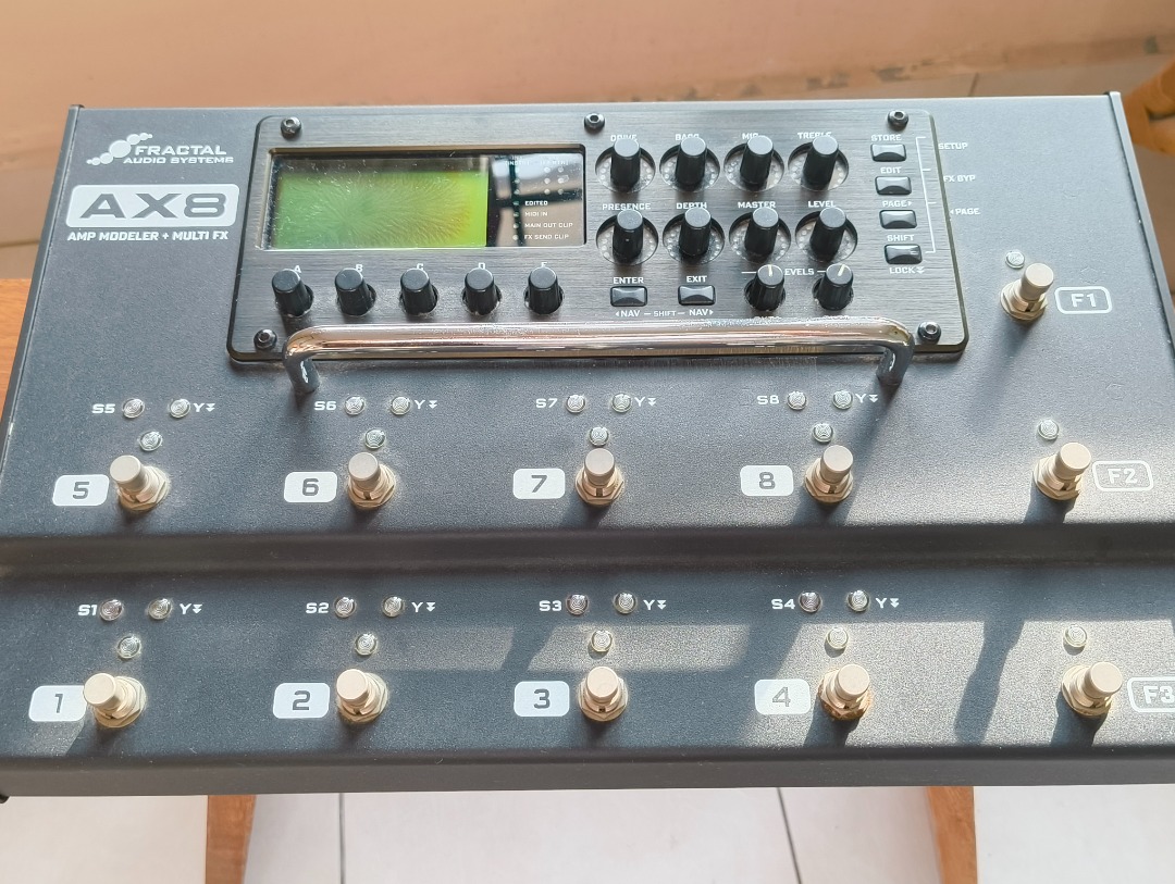 Fractal AX8 Amp Modeler/Multi-FX Processor, Hobbies & Toys, Music ...
