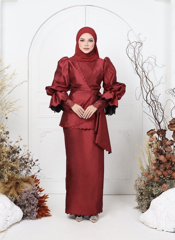Hijabistahub Aerisa Kurung, Women's Fashion, Muslimah Fashion, Baju ...