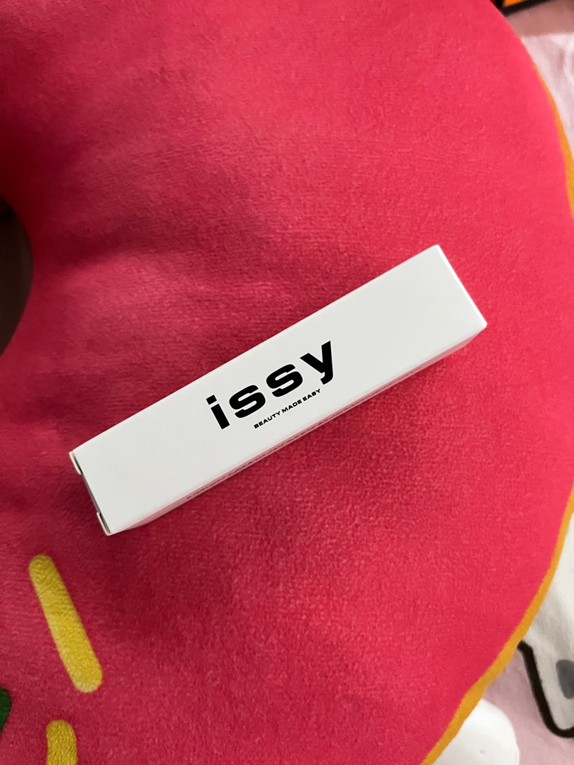 issy mousse lip tint - mischief, Beauty & Personal Care, Face, Makeup ...