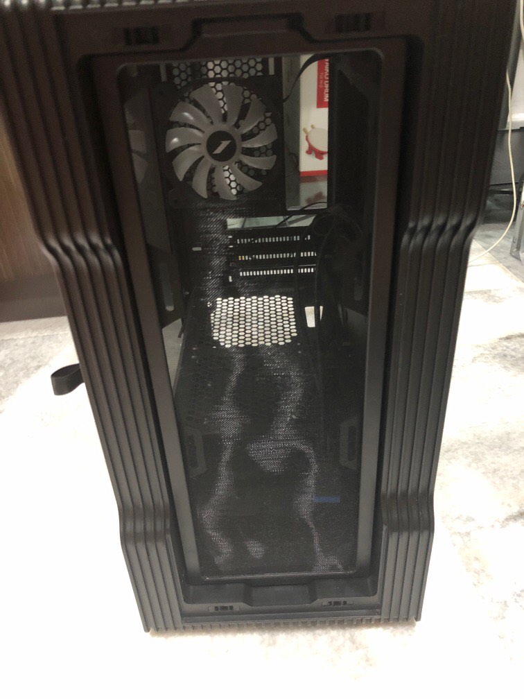 Light used pc case, Computers & Tech, Desktops on Carousell