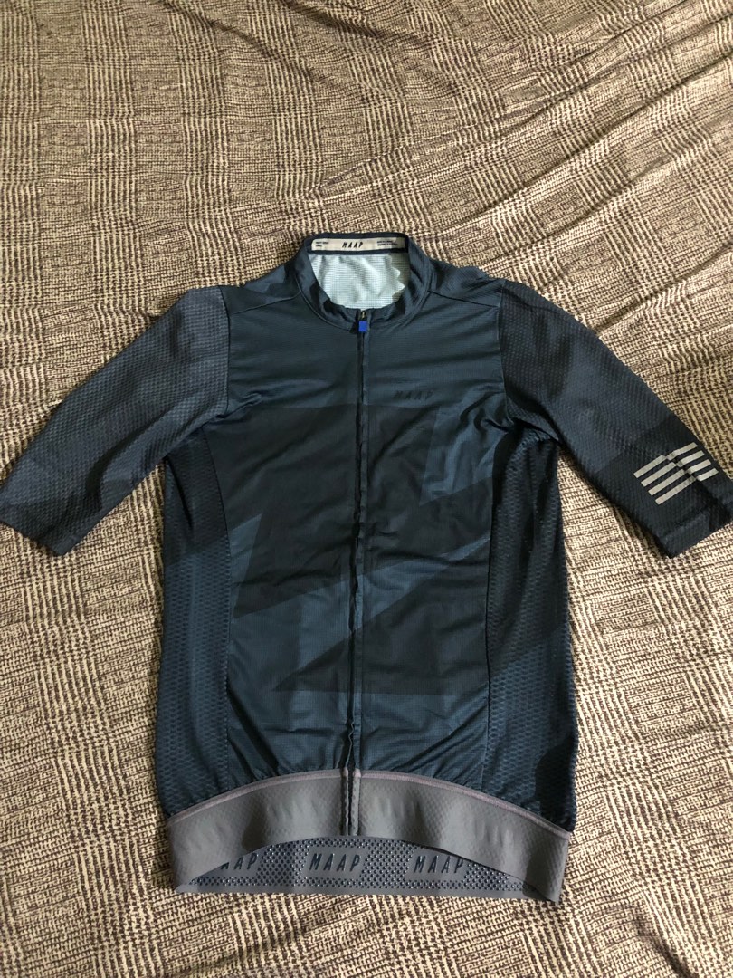 Maap evolve pro air uniform blue xsmall, Men's Fashion, Activewear on ...