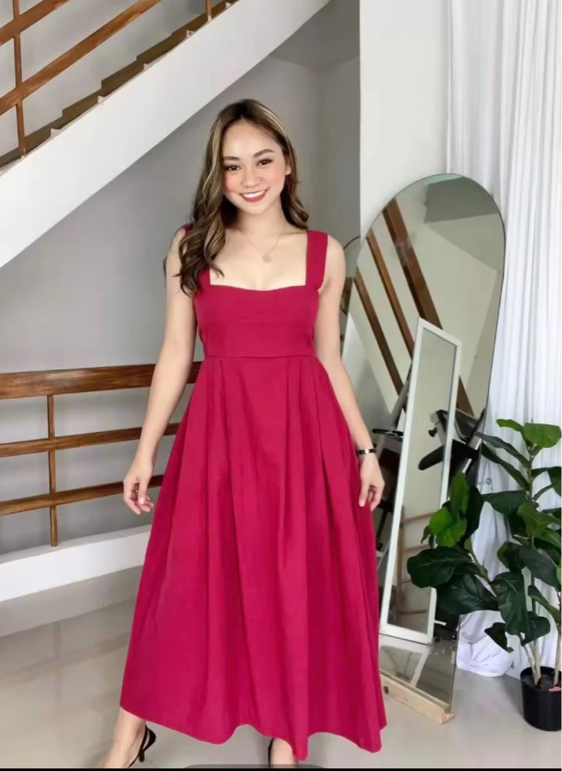 Maroon Maxi Dress (Smocked Back), Women's Fashion, Dresses & Sets ...