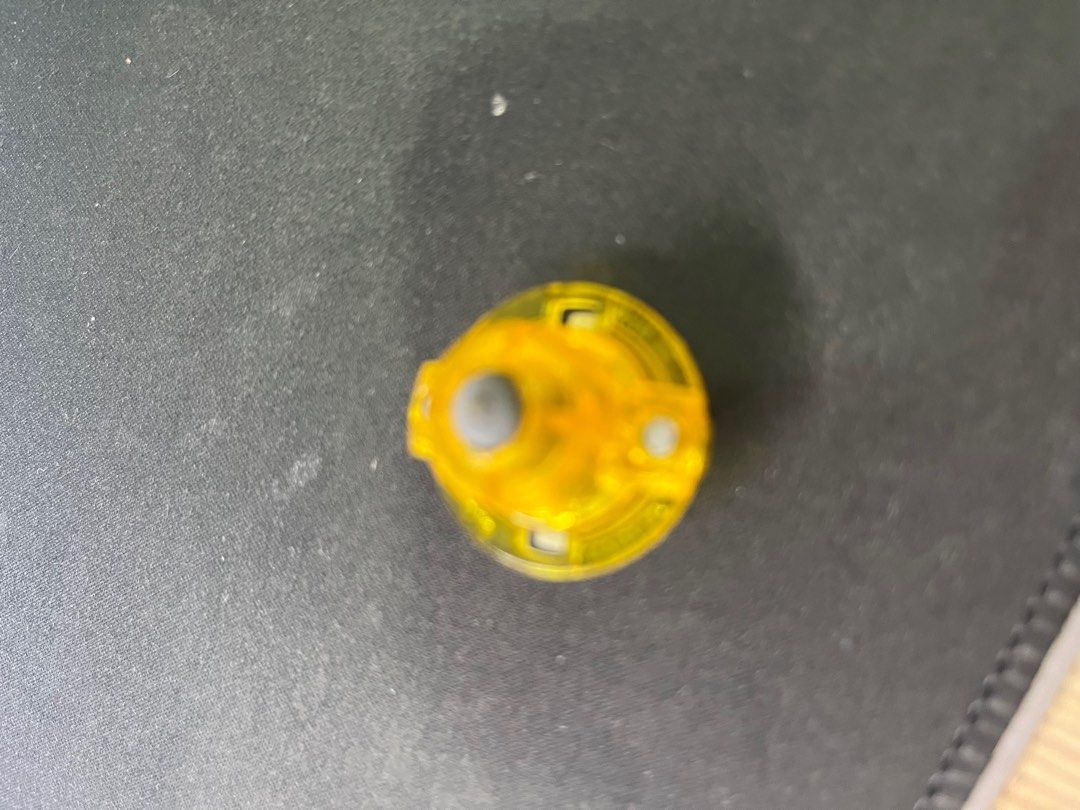Official Takara Tomy Beyblade Zillion Zeus / Zeutron Burst Beyblade B ...