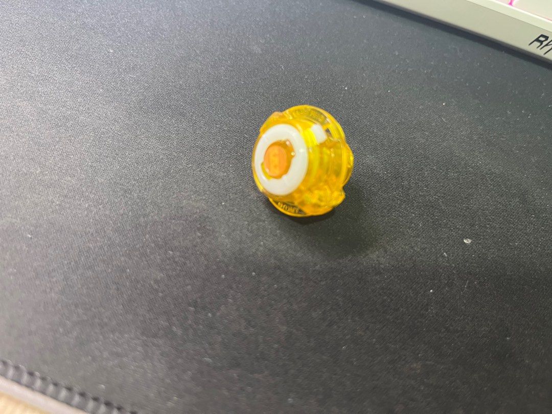 Official Takara Tomy Beyblade Zillion Zeus / Zeutron Burst Beyblade B ...